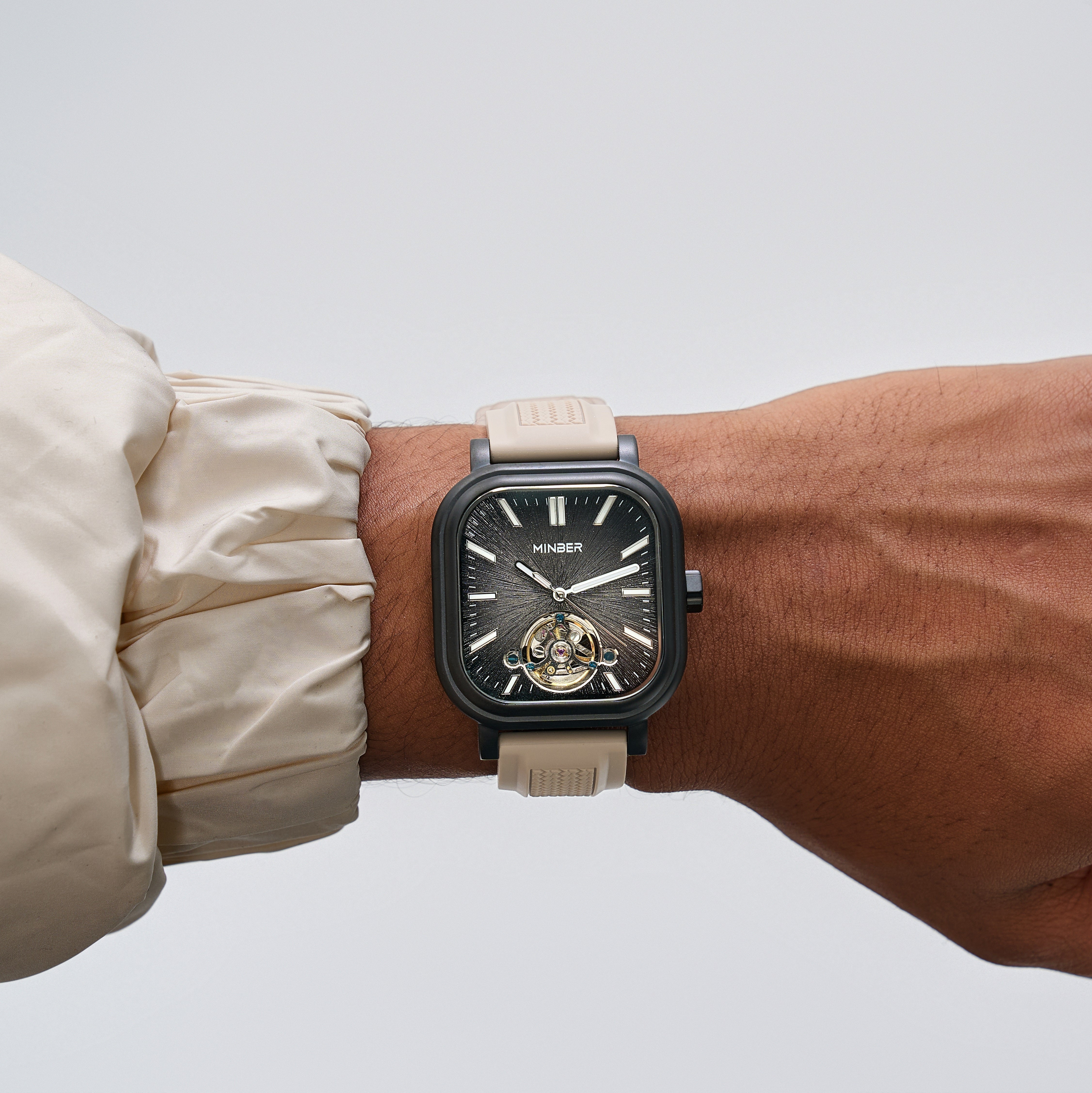 Best Square Watches in 2026: Bold Designs That Stand Out – MINBER WATCH